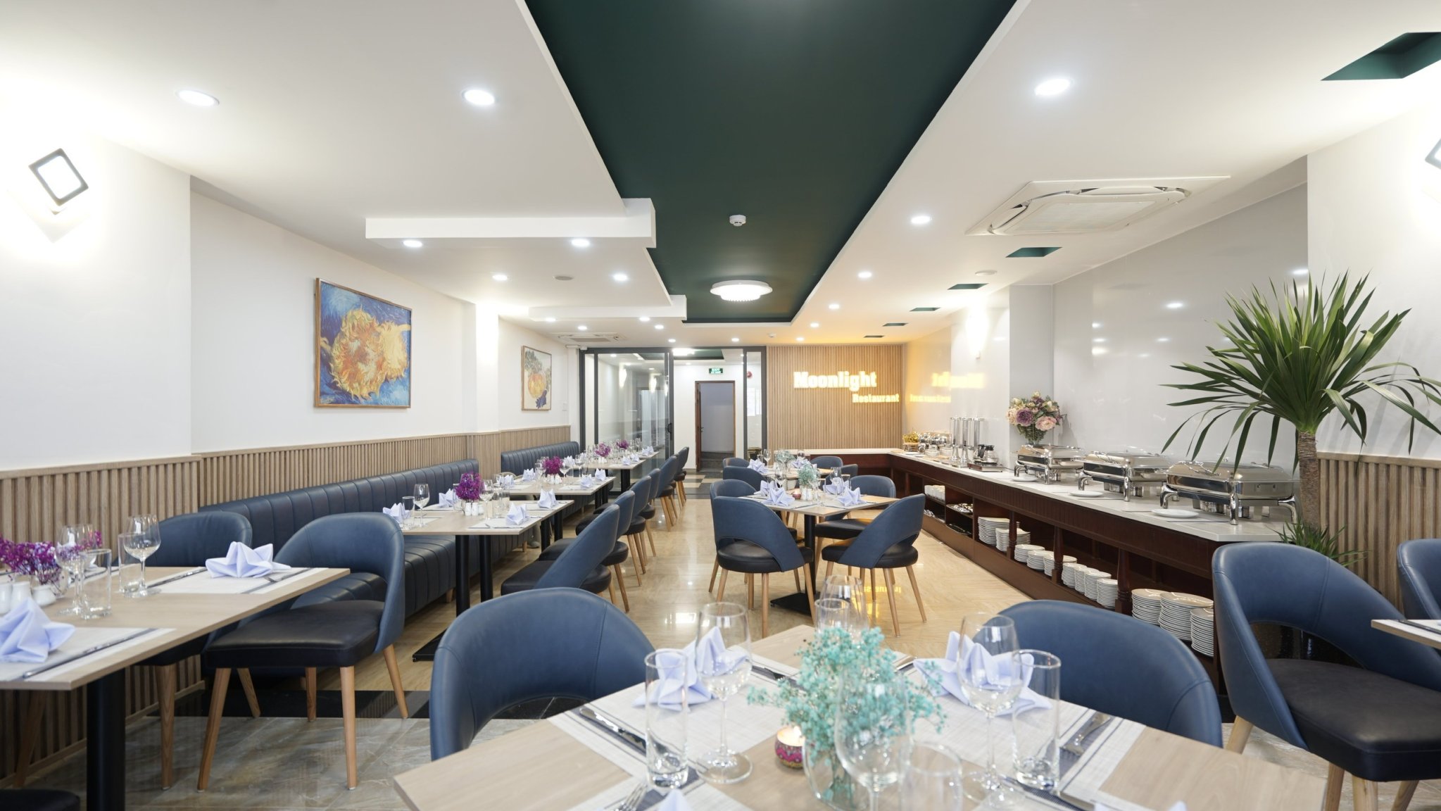 DINING - Moonlight Nha Trang Hotel
